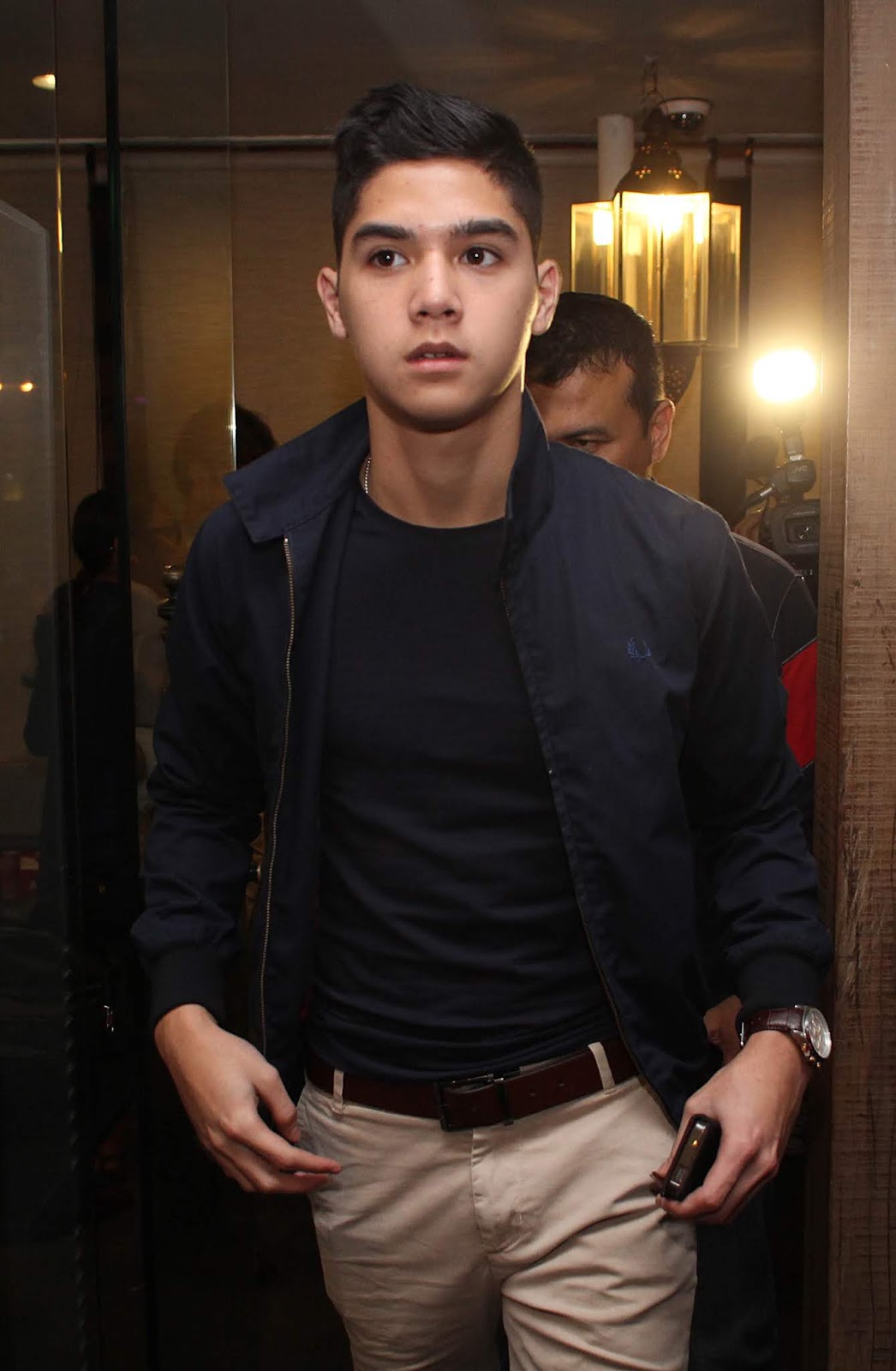 Daftar 10 Aktor Tertampan di Indonesia - Daftar 10 Teratas