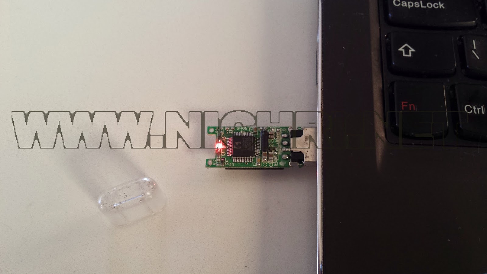 nichri.net: USB memory stick anatomy...