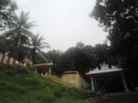 Bharatha Darshini: Madhavadhara: A Buddhist Site Near Simhachalam