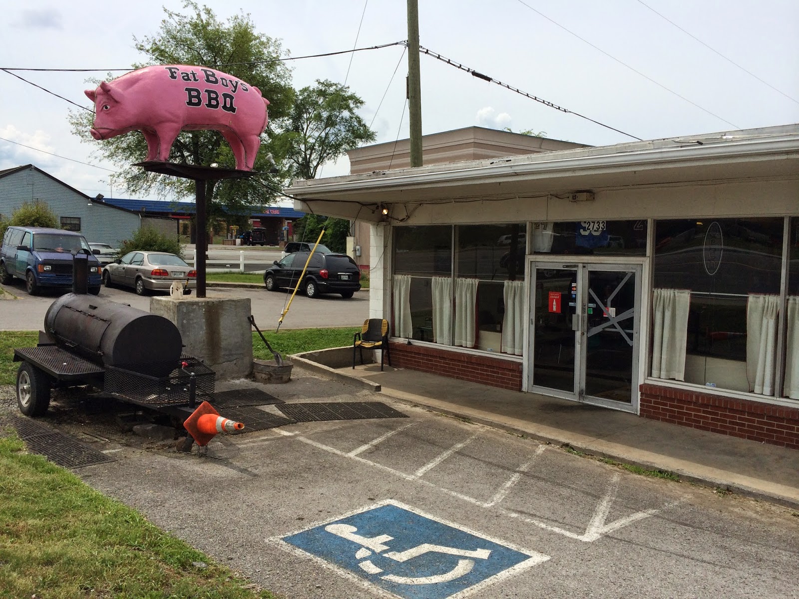 The Barbecue Fiend: Fat Boy's BBQ (Antioch, TN)