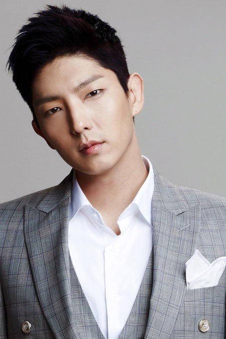 Biodataprofil And Foto Lee Jun Ki