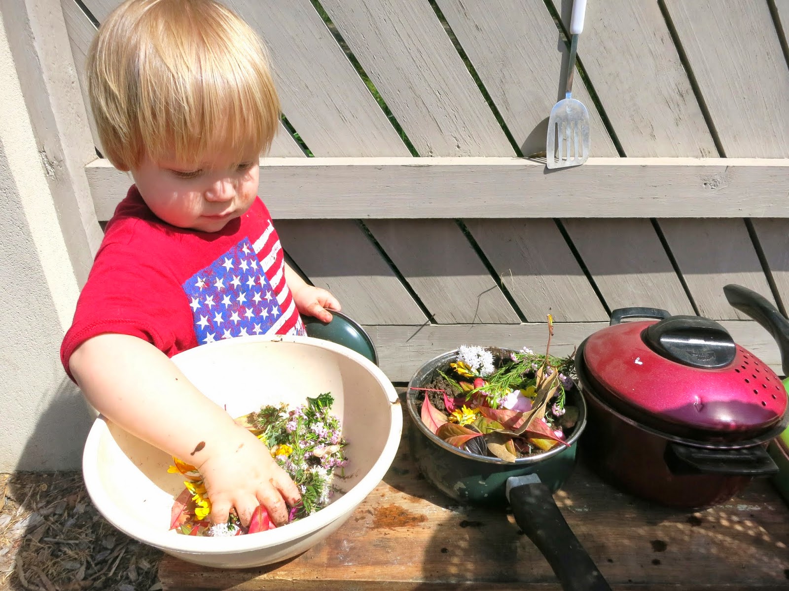 Learn with Play at Home: Make your own simple backyard Mud Kitchen