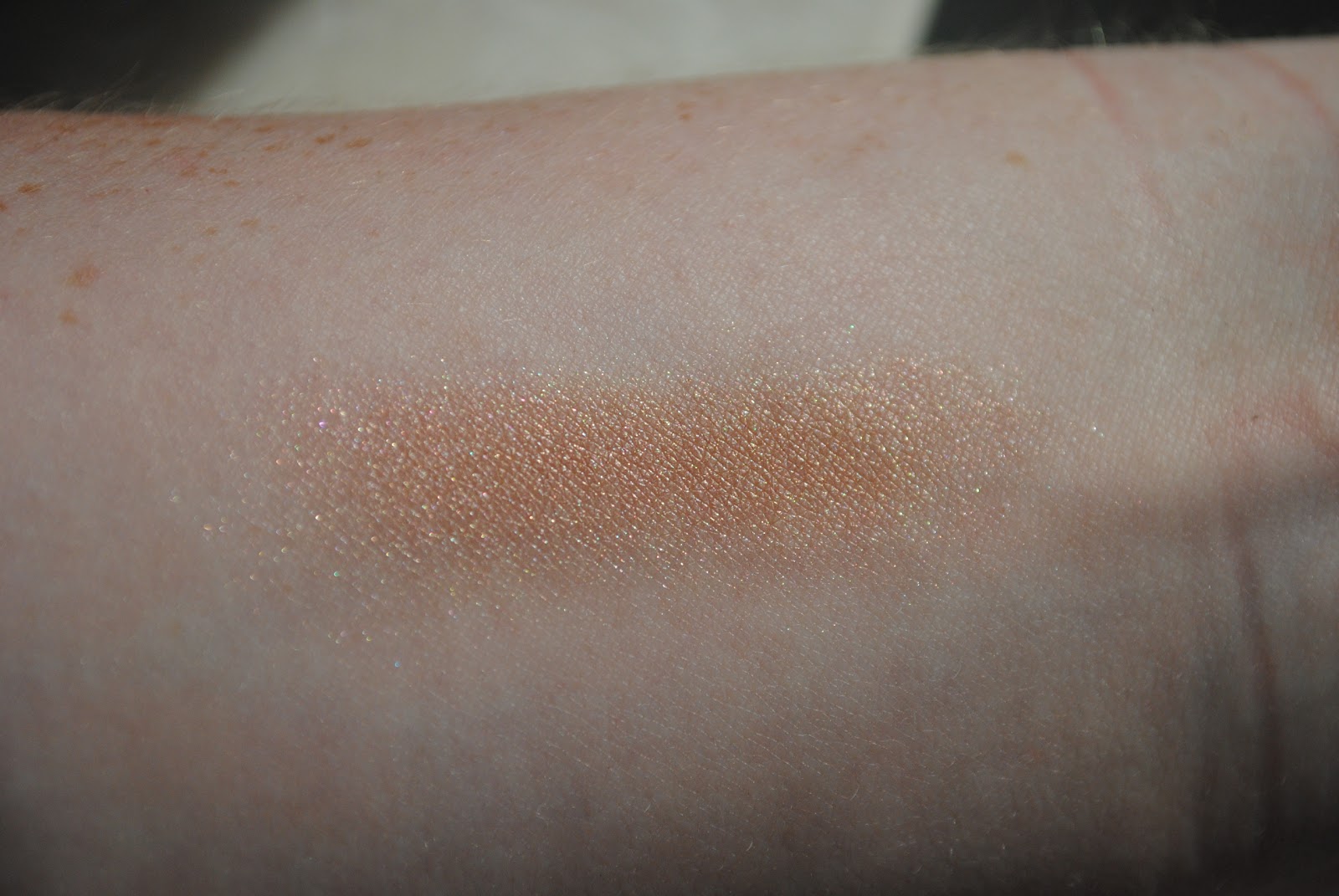 Ginger Does Makeup: Product Review | Nars Nepal Eyeshadow