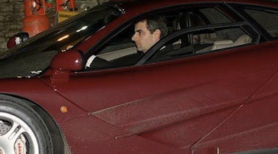 Millenium Lifestyle: Rowan Atkinson crashes McLaren F1 supercar into tree