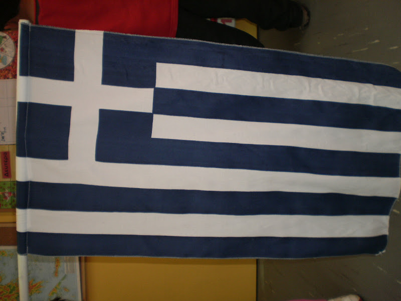 5ο Νηπιαγωγείο Τρίπολης: Η σημαία της Ελλάδας