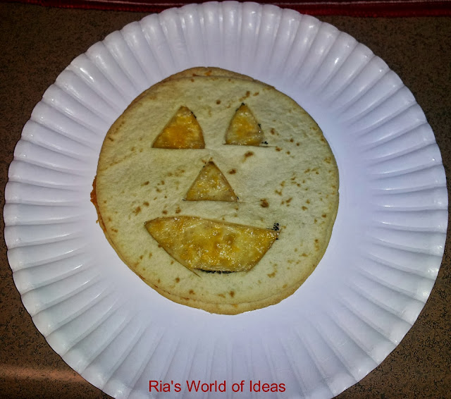 Ria's World of Ideas: Jack O Lantern Cheese Quesadilla