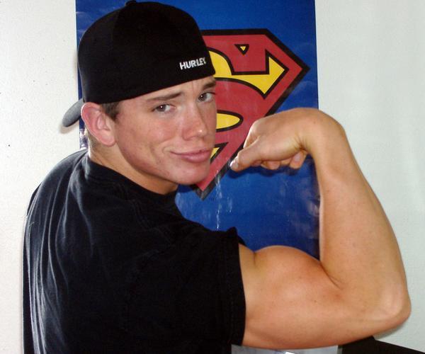 the beauty of male muscle: young & buff