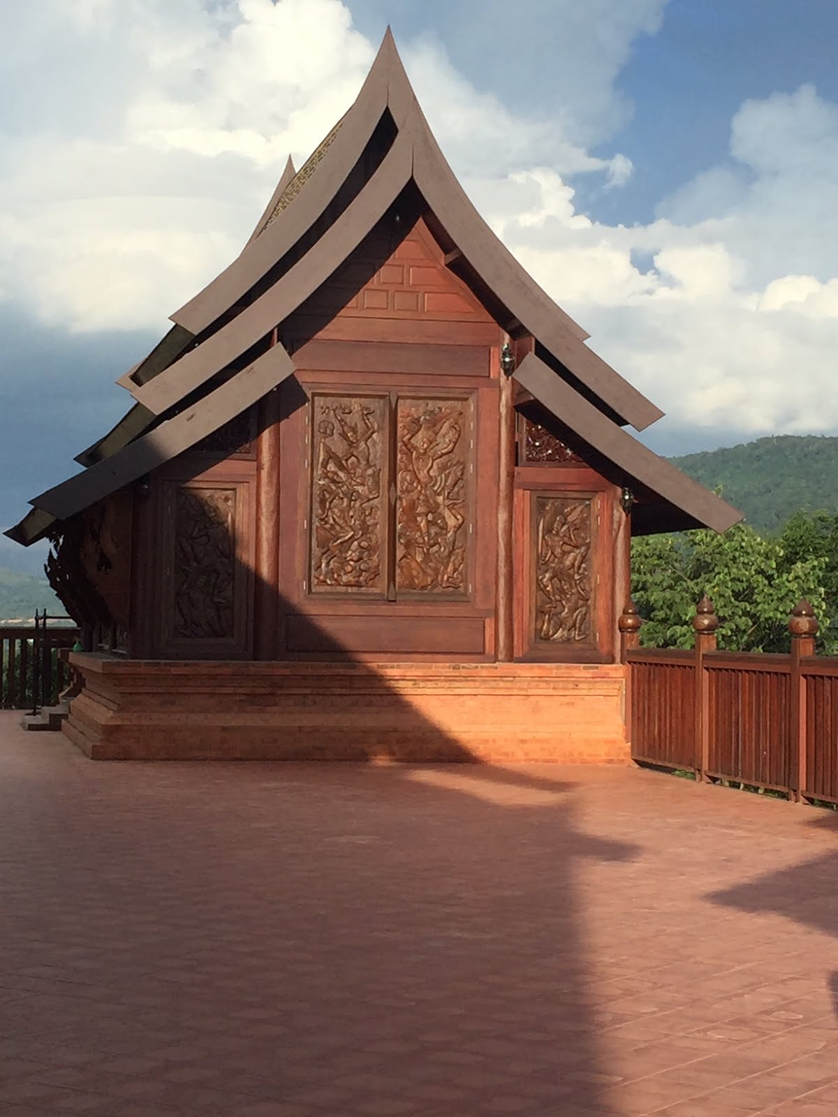 Etcetraveller: The other Monastery - architecture