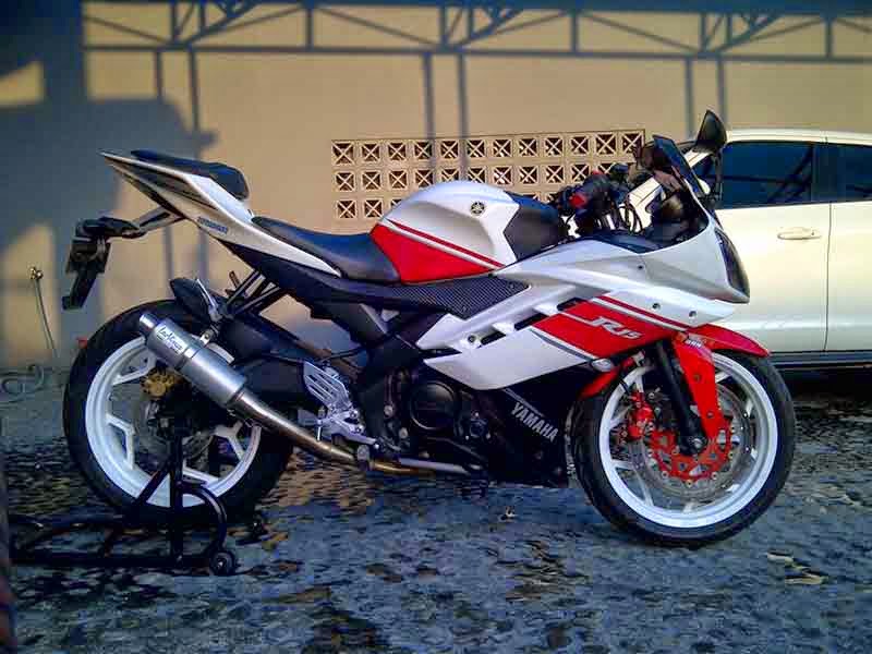 Modifikasi Motor Sport Yamaha R15 150cc Keren Terbaru - Otomotiva