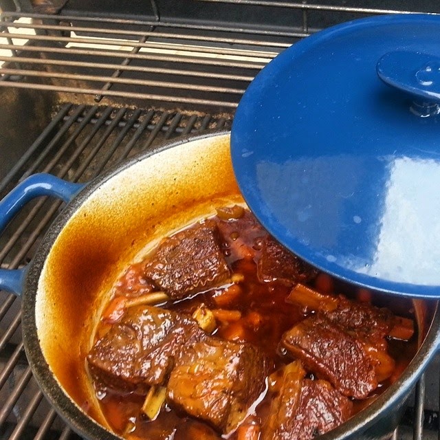 I heart grill- Beer Braised Short Ribs & Foccacia