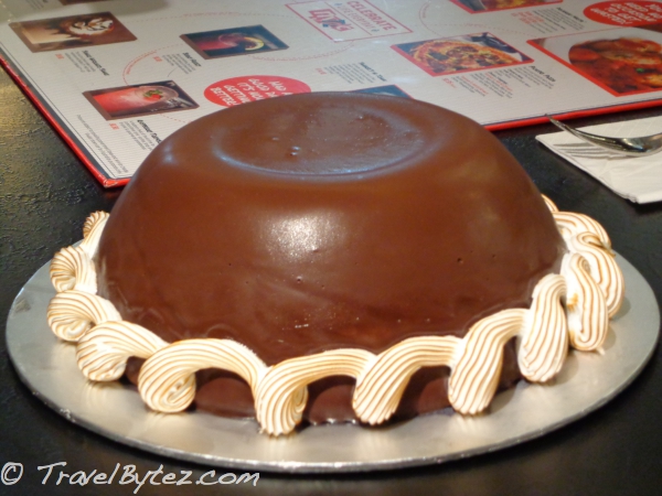 6th Stop: Cakes at nydc (Bugis Junction) - Travel Bytez