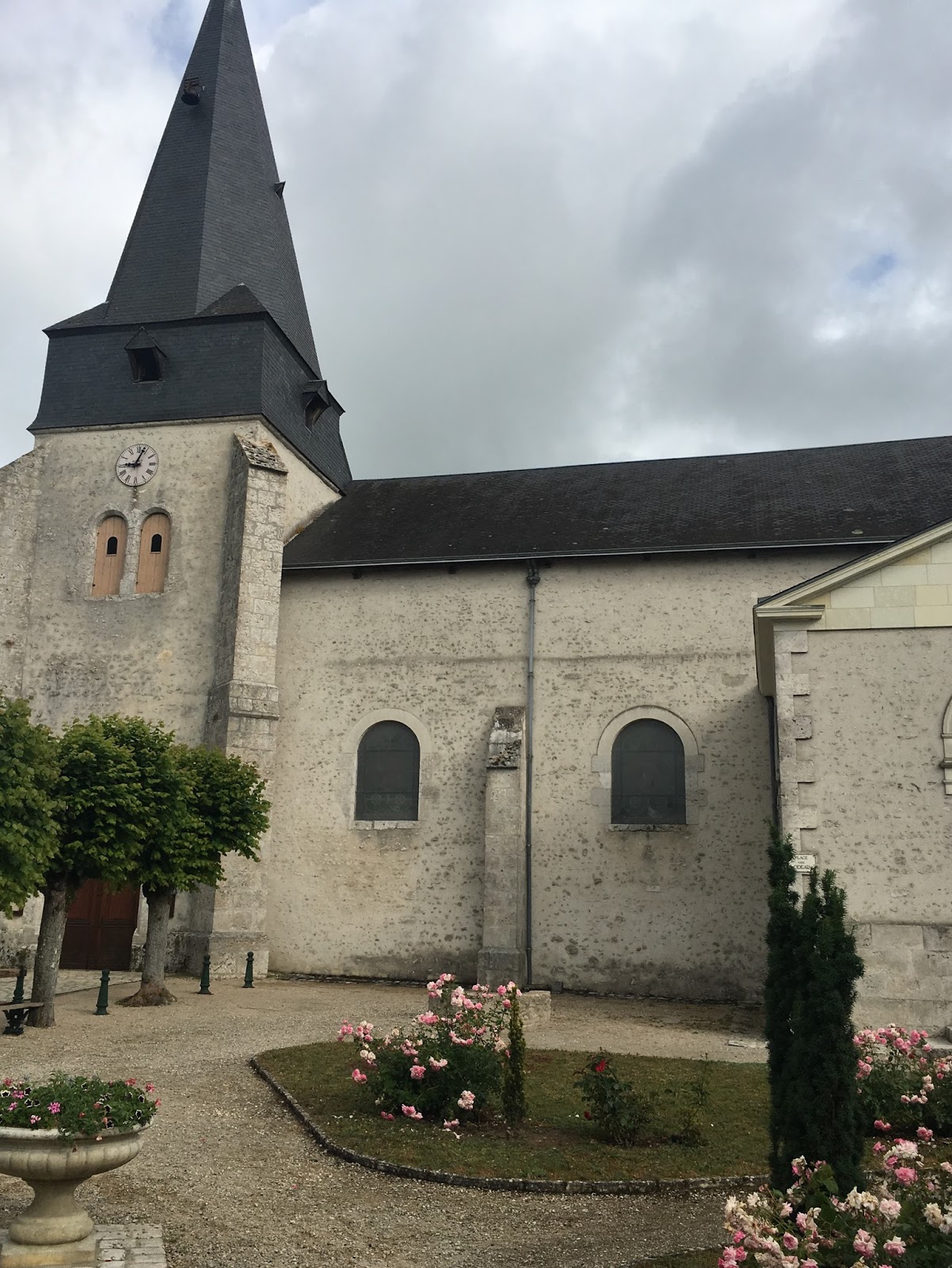 New York Life-Day by Day: Visit to Chateau D'Avaray 2017.The Loire ...