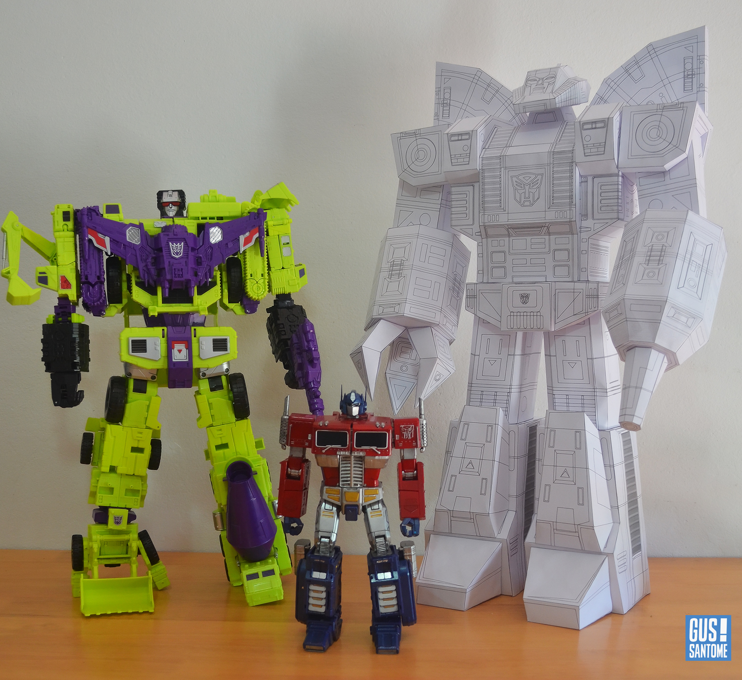 Mini Papercraft: Omega Supreme - masterpiece papertoy