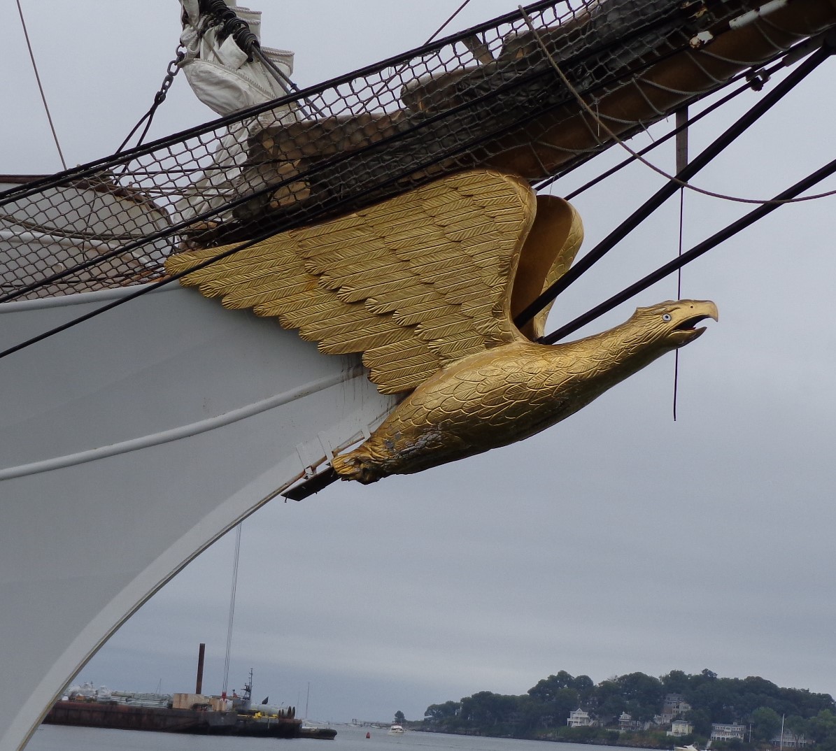 Naquem.: Figureheads