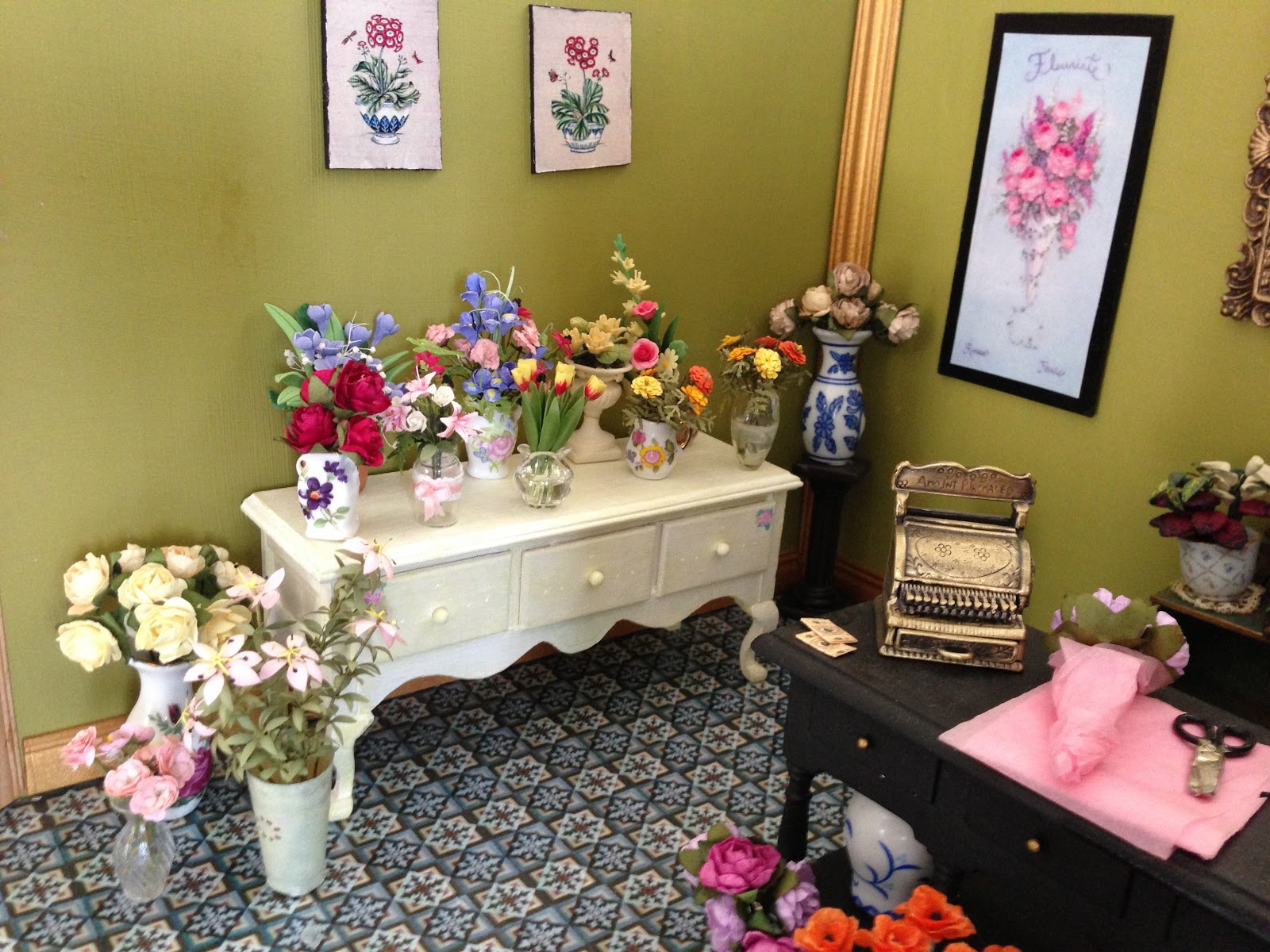 Maison Miniatures: "Flower Shop"