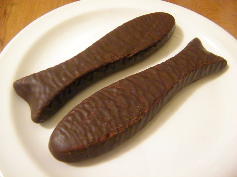 adobongblog: Chocolate fish