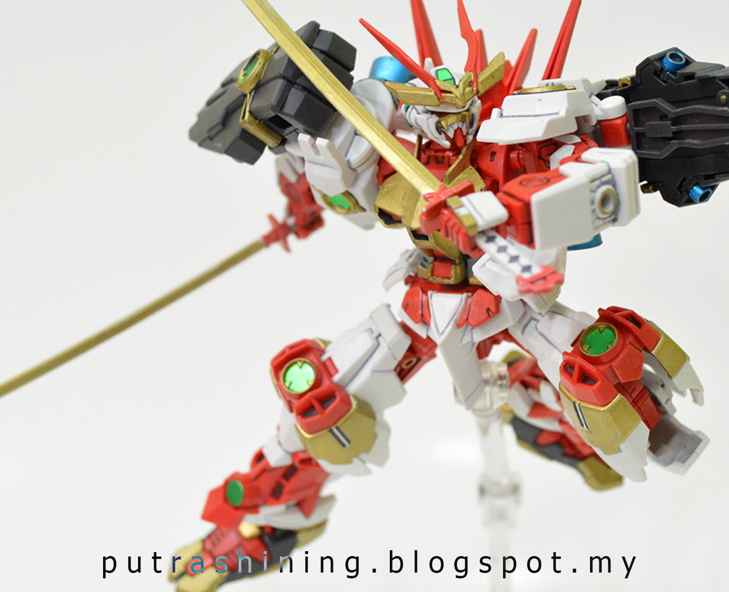 HGBF 1/144 Sengoku Astray Gundam Custom Paint by Putra Shining