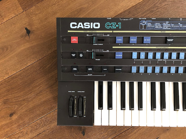 MATRIXSYNTH: Casio CZ-1 Vintage Digital Cosmo Synthesizer SN 401304