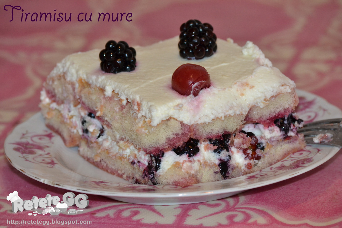 Retete gustoase si garnisite: 10 deserturi rapide si simple