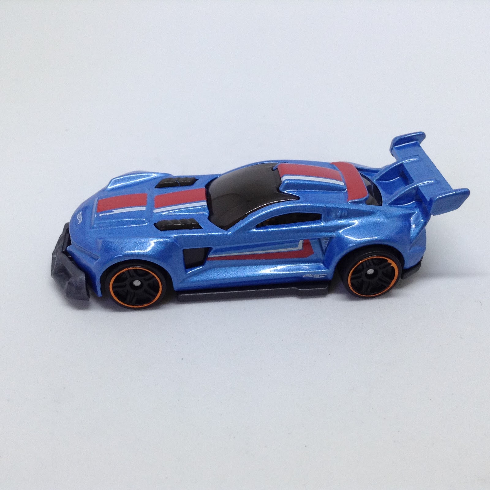 JULIAN'S HOT WHEELS BLOG: Track Ripper (New for 2018! - Muscle Mania)