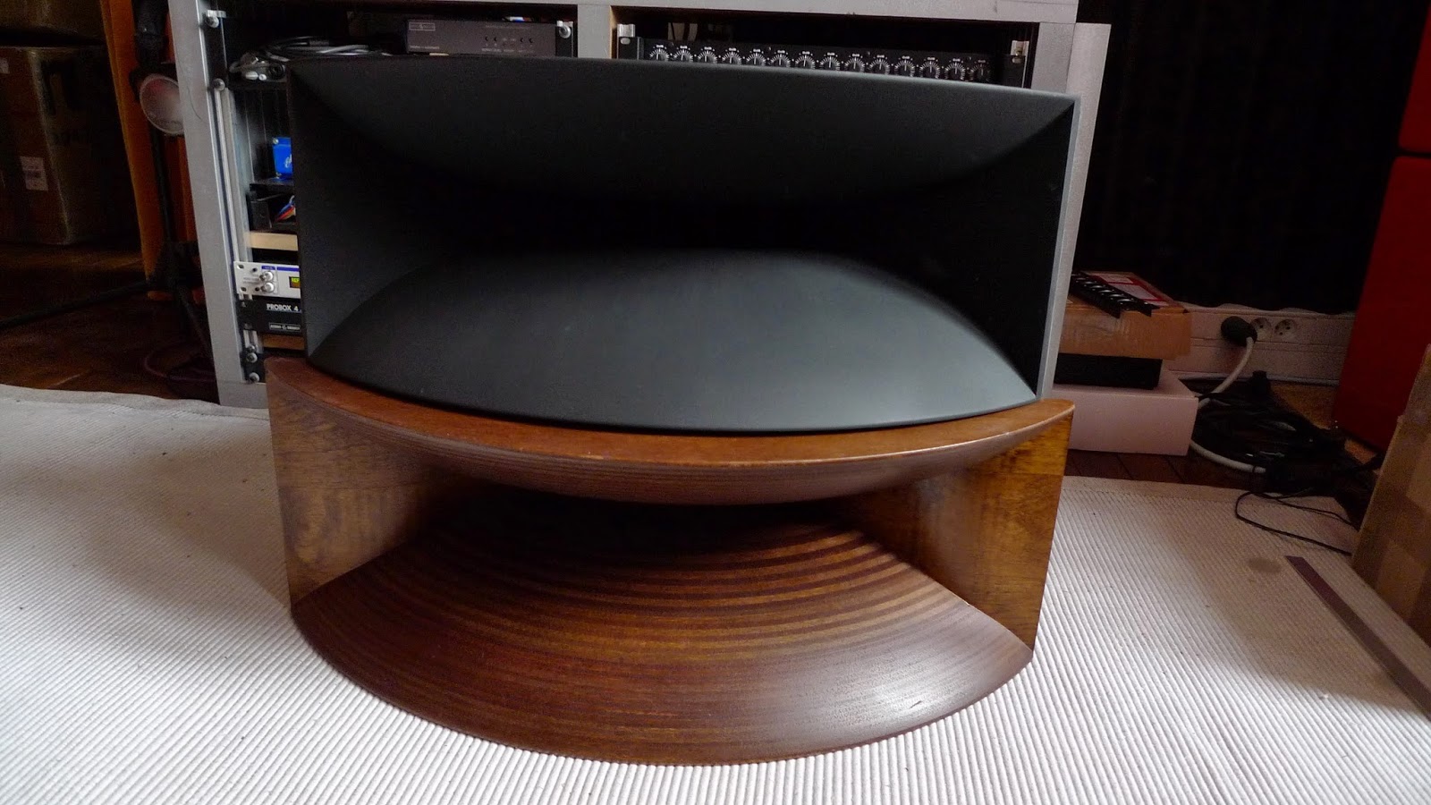 SR System Audio: REY AUDIO RH-3 Photos