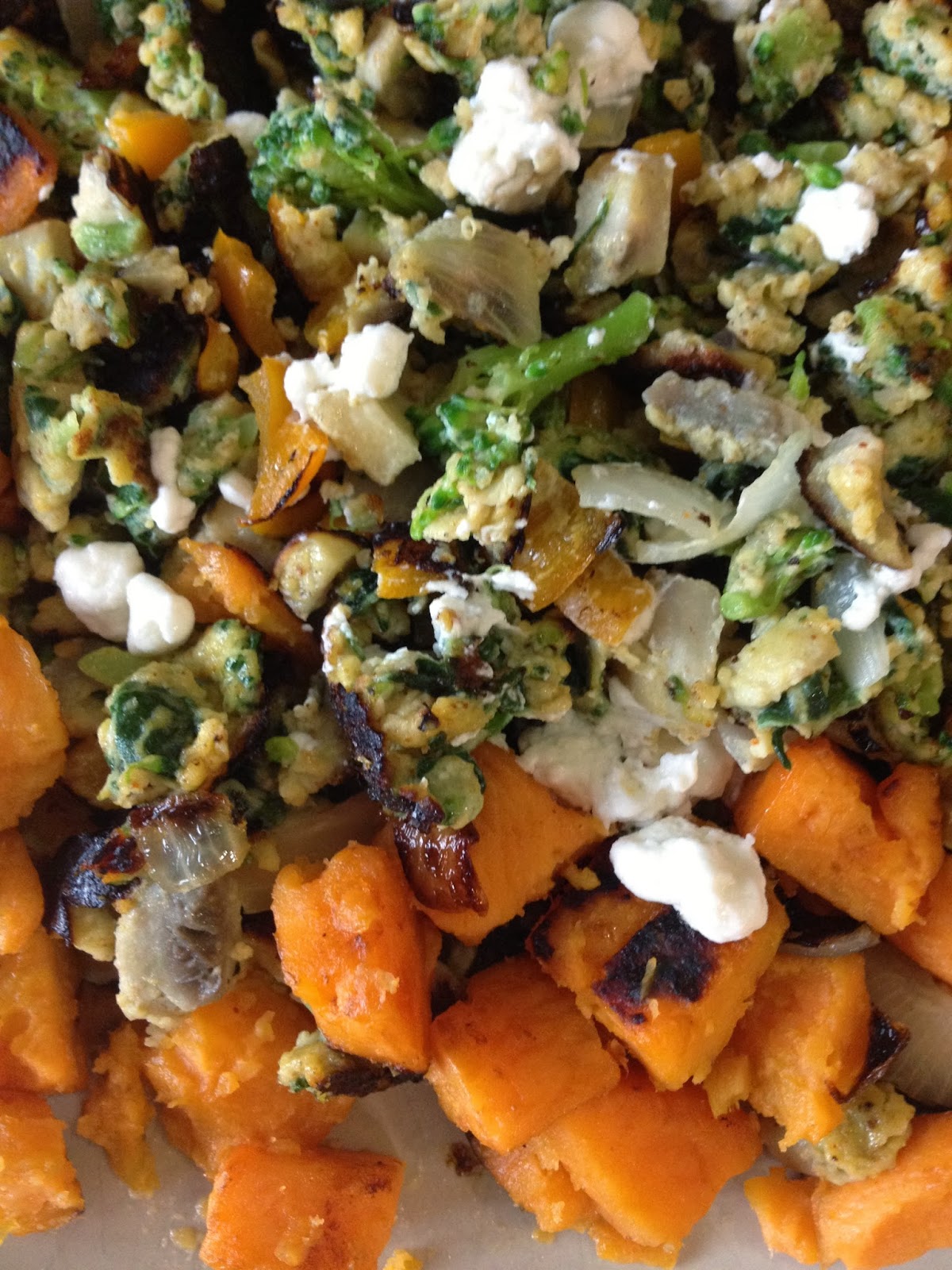 Fit & Healthy Mommy: Very Veggie Scramble with Sweet Potatoes Recipe