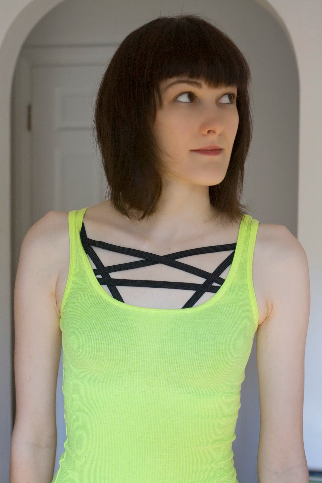 bombasine: DIY Pentagram Cage Bra (or: Alex Takes Her Shirt Off for Crafts)