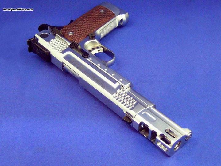 Photo Gallery: Beautiful guns 2