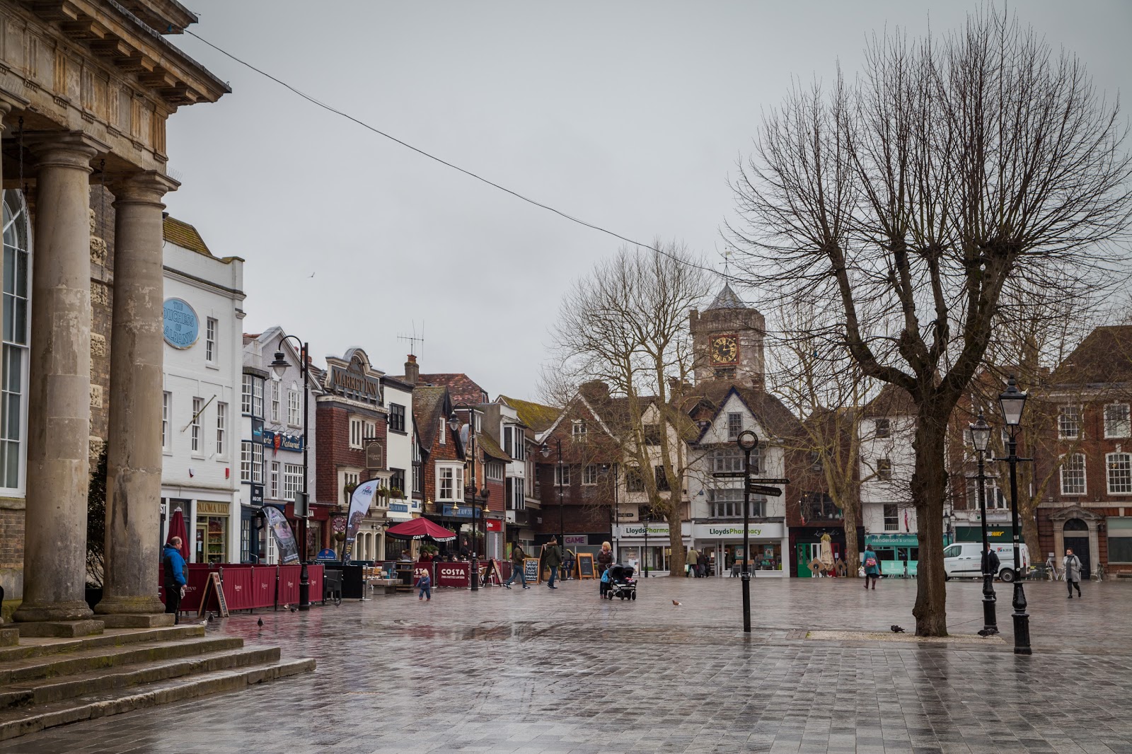 Salisbury - A Home to One Of The Greatest Cathedrals In England ...