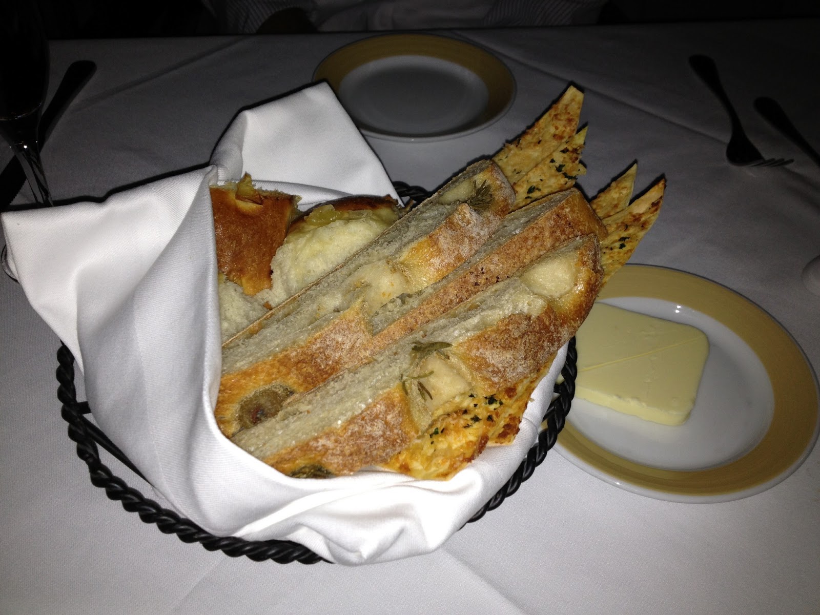 The Sixth Floor Balcony Sweetheart Dinner at Disney's Grand Californian ...