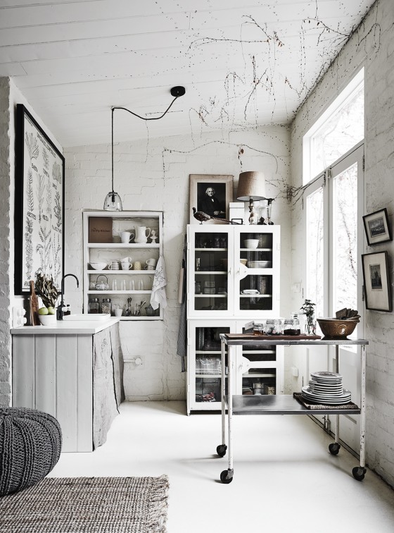 my scandinavian home: 'The White Room' - a studio with beautiful one ...