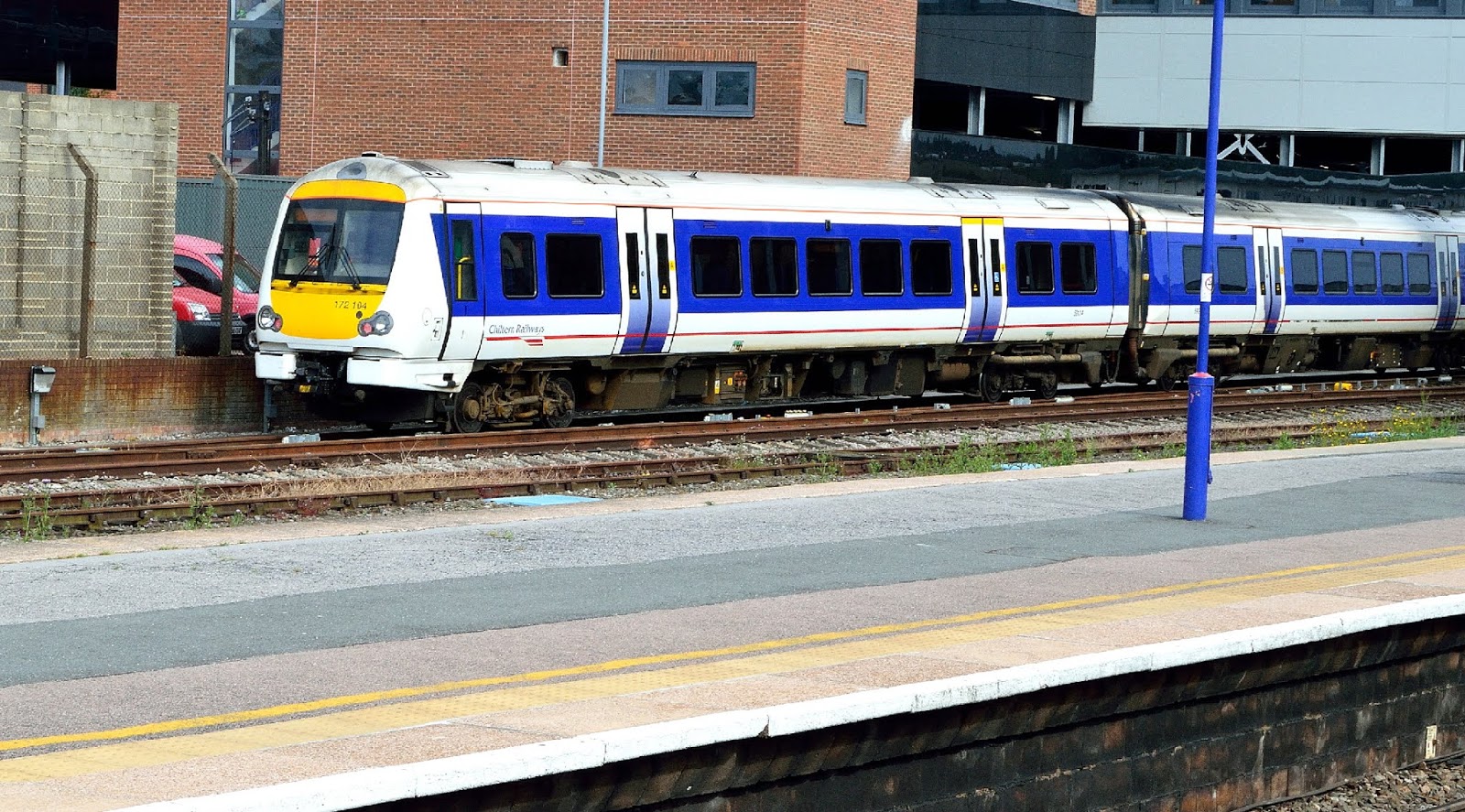 'Along These Tracks' Train Photos Site : Photo Class 172104 Chiltern ...