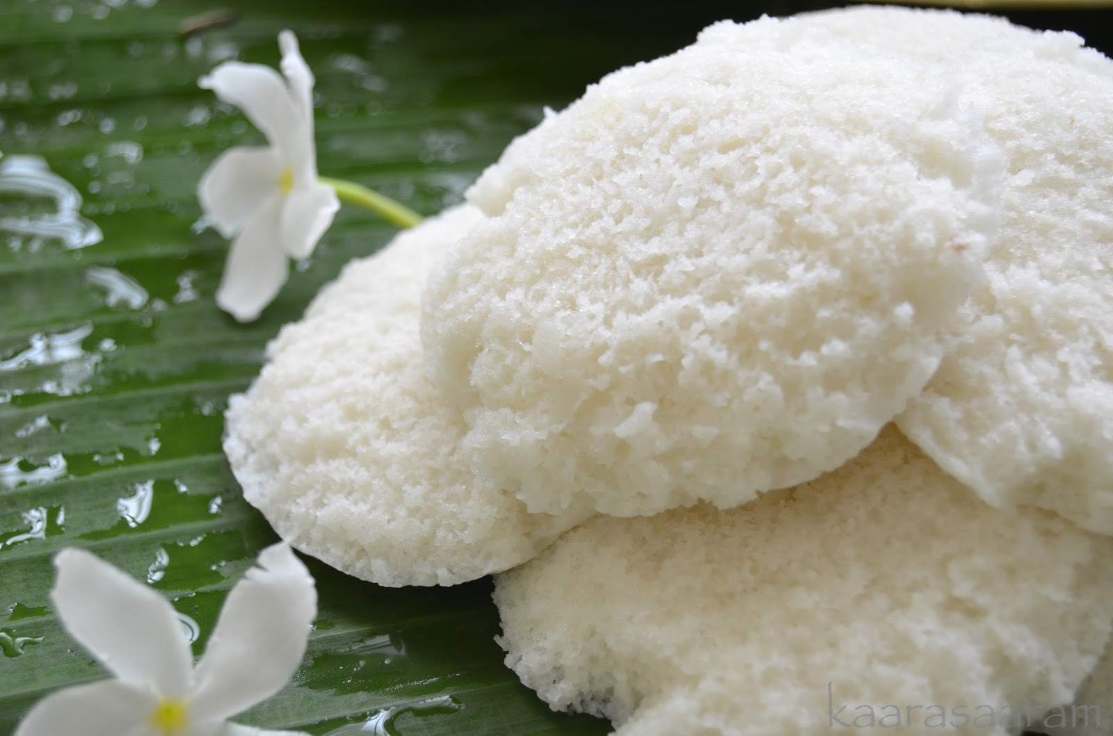 Kaarasaaram: Ilaneer idli - Tender Coconut Idli