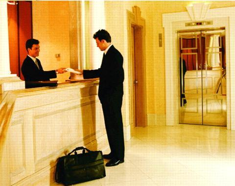 Magic Sweeps: Communication between Housekeeping and Front Office