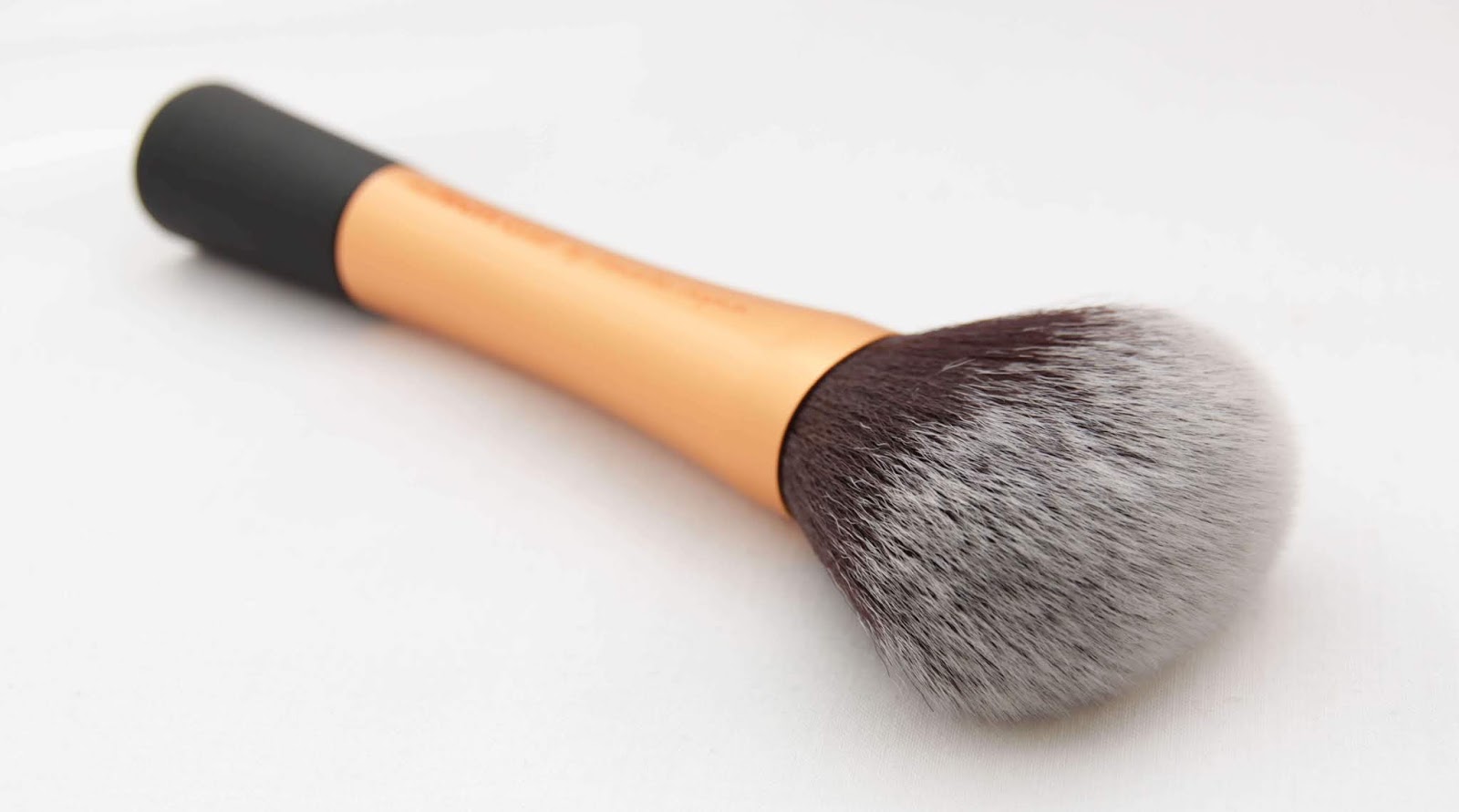 12 Best Makeup Brushes-Every Makeup Lover Need To Know