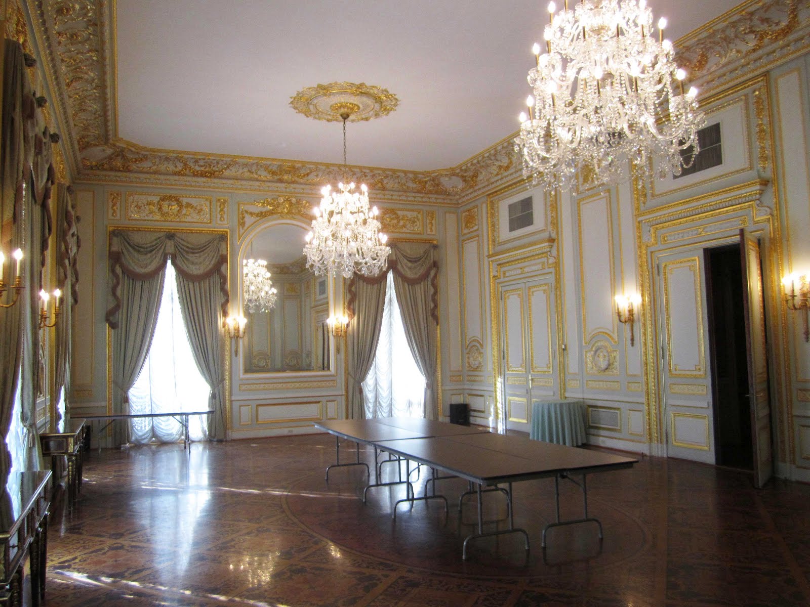 BIG OLD HOUSES: The Russian Consulate