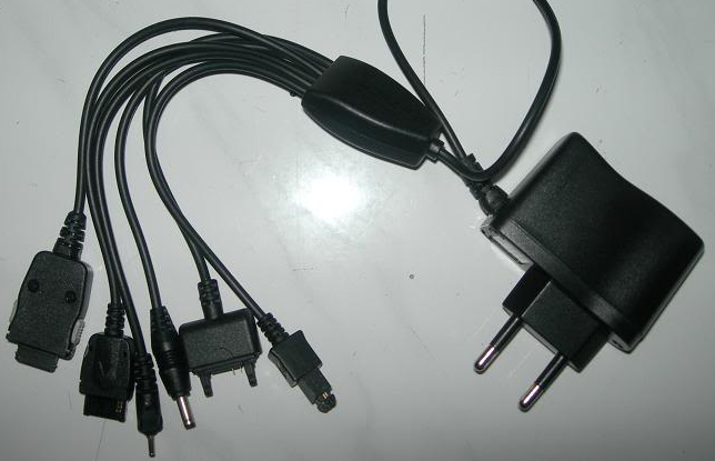 Bahaya Sering Ganti Charger Pada Laptop atau HP - Masputz.com