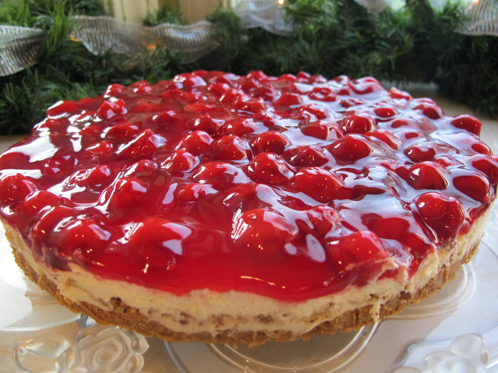 Mennonite Girls Can Cook: Unbaked Cherry Cheese Cake