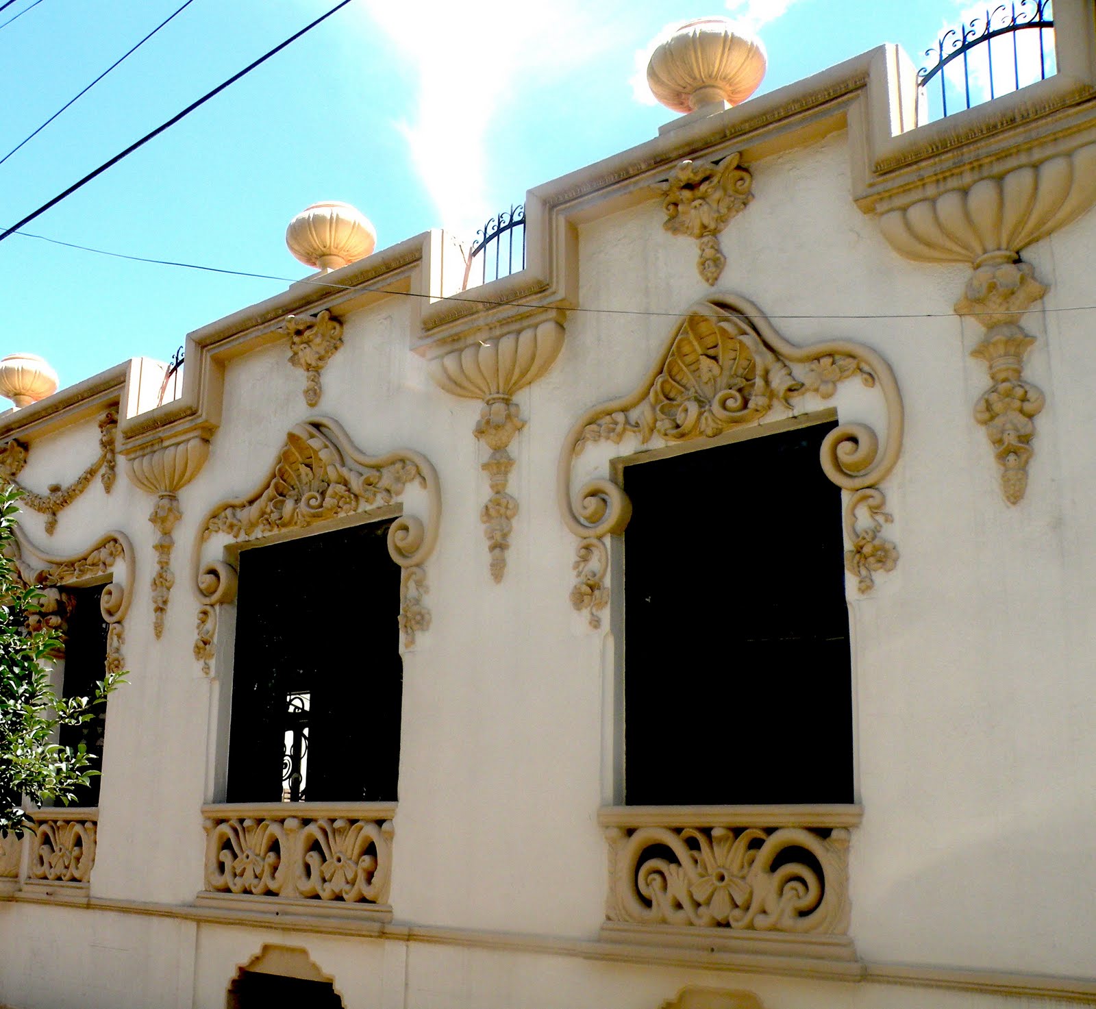 Mexico City: An Opinionated Guide: COLONIA ROMA RISES