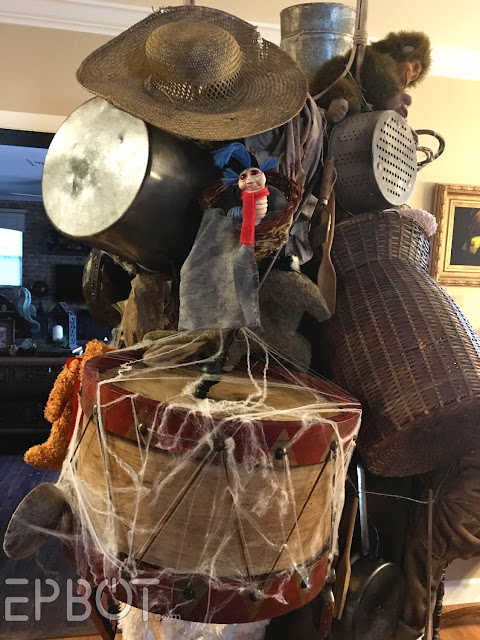 EPBOT: Our Labyrinth Junk Lady... IS ALIVE!