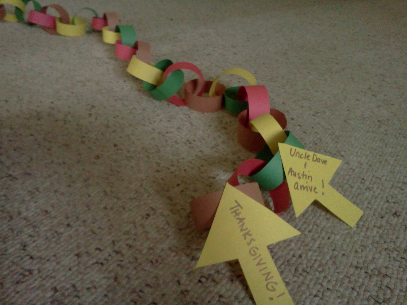 Construction Paper Chain Link Calendar {Tutorial} | Confessions of a ...