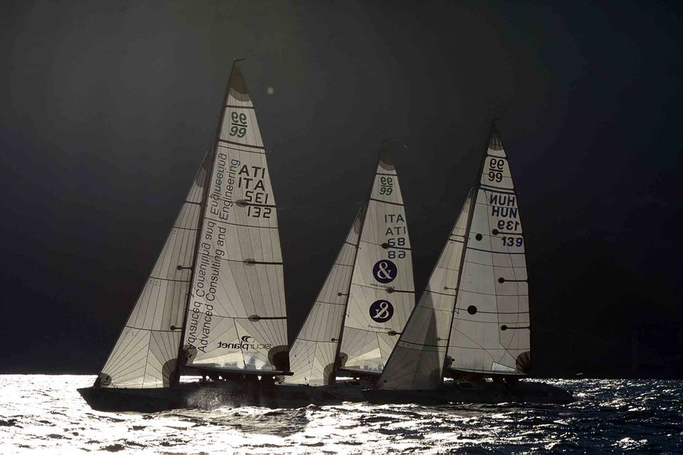 WindsReport sul LagodiGarda: Asso99. Sul Garda parte il CAMPIONATO ...