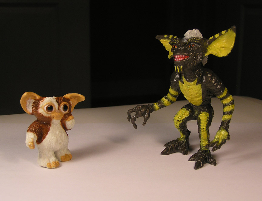 The Toy Museum: It's a vintage 1983-84 Gizmo and Stripe Gremlins set!