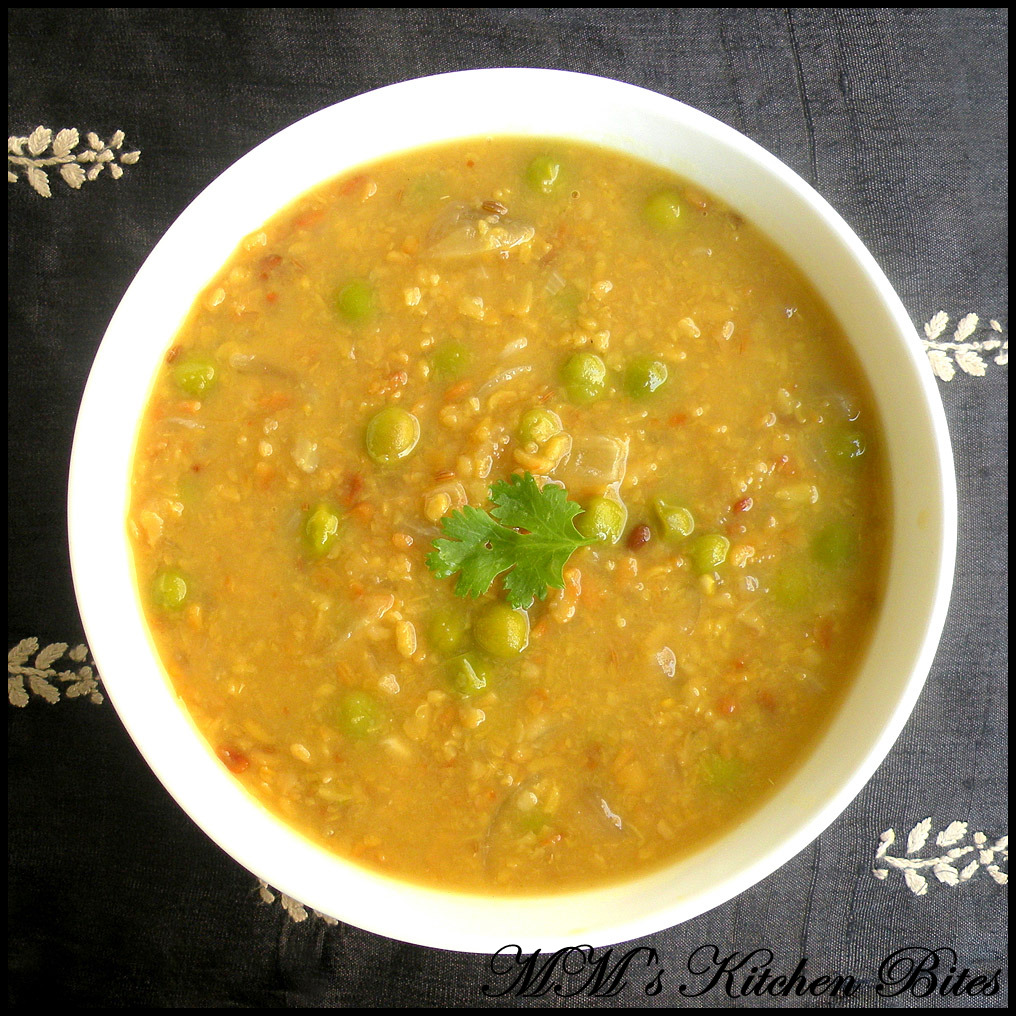 MM's Kitchen Bites: Bhaja Muger Dal/ Bengali Roasted Mung (Moong ...