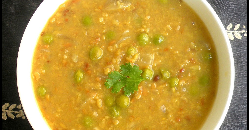 MM's Kitchen Bites: Bhaja Muger Dal/ Bengali Roasted Mung (Moong ...