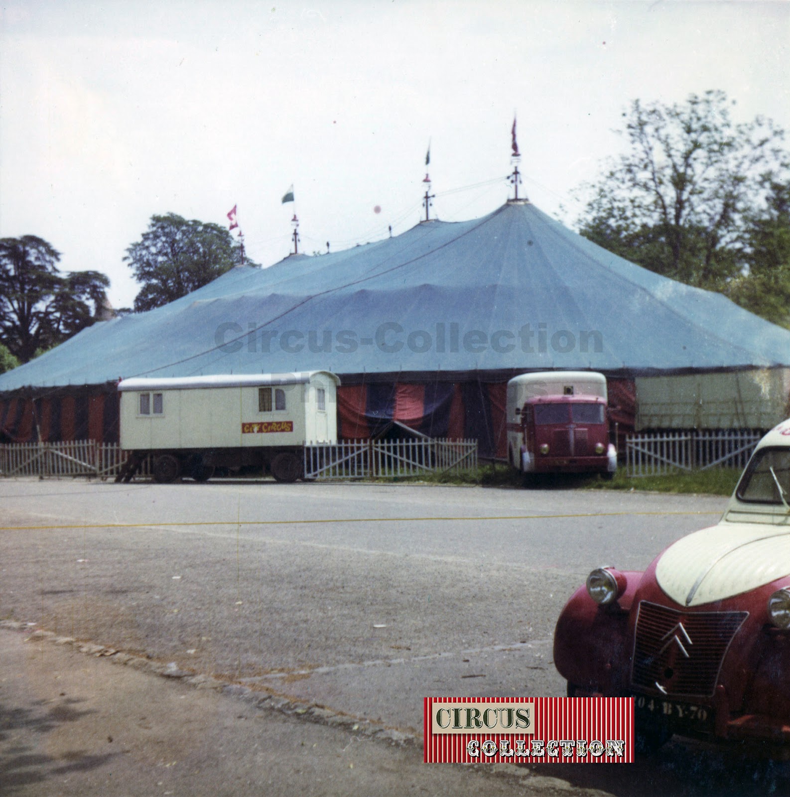 Circus -Collection: Grand Cirque de France 1965, convois, montage et ...