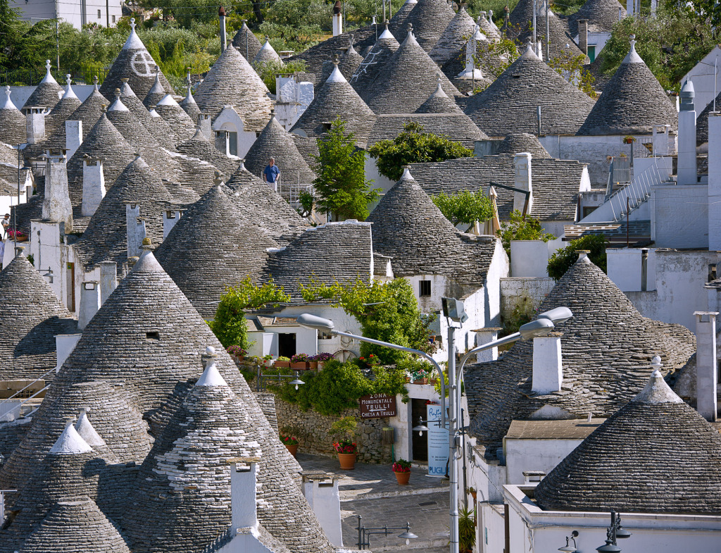 HOME & GARDEN: Un trullo - des trulli