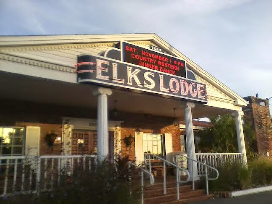 Report from the Florida Zone: Elks Lodge Neon Sign