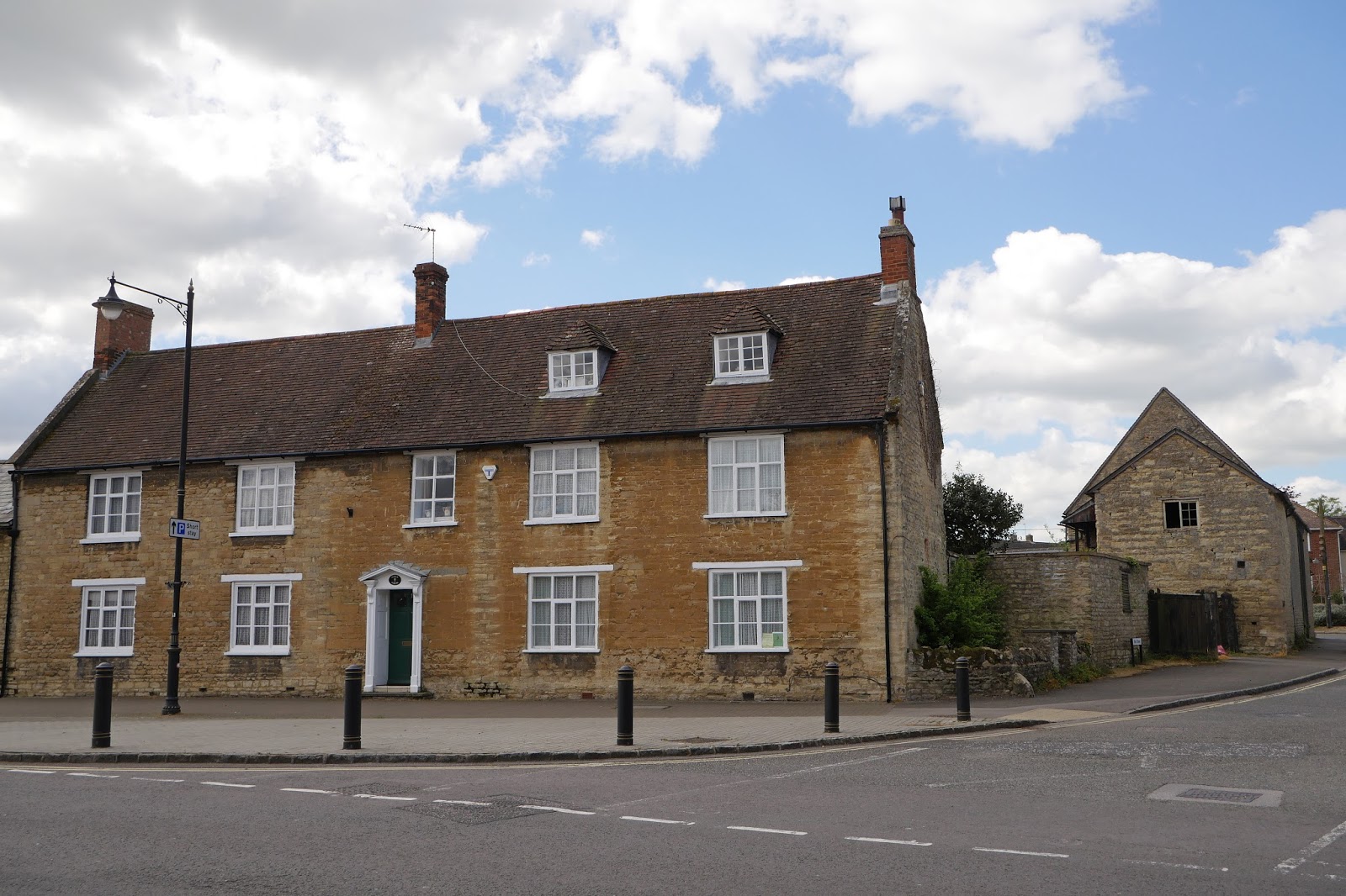 Walking in the country: Olney, Clifton Reynes and Emberton