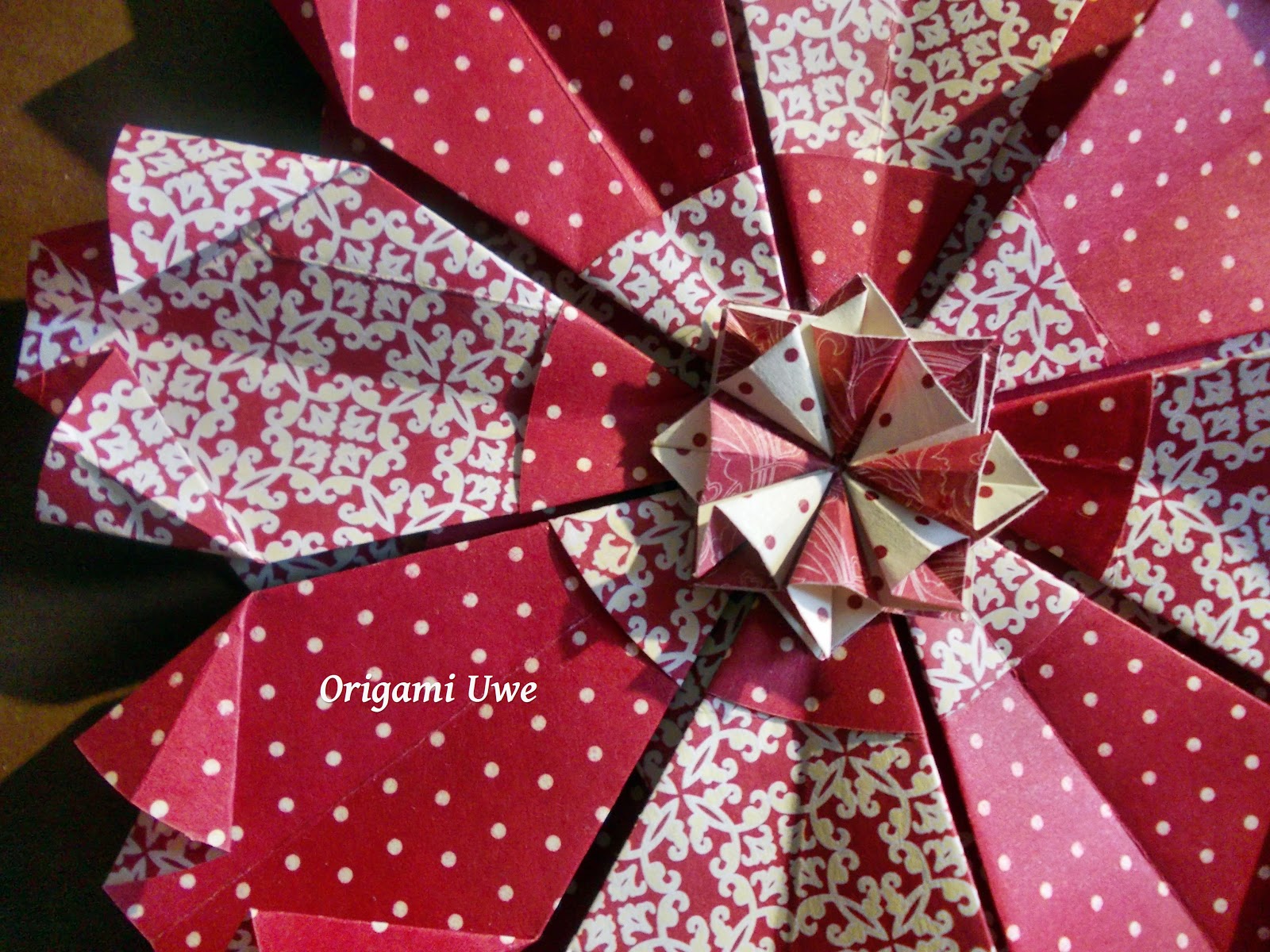 Origami, Fleurogami und Sterne : 8 Point Mandala